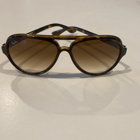 Ray-Ban | Other | Rayban Sun Glasses With Plastic Frame | Poshmark